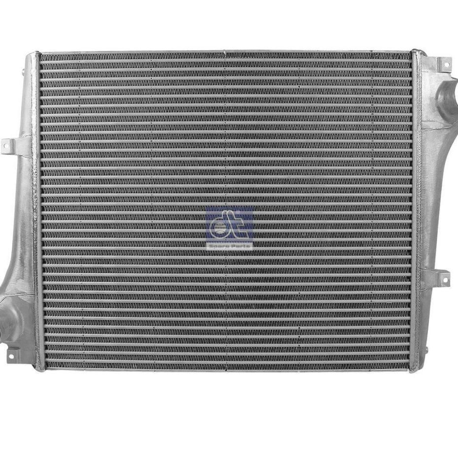 INTERCOOLER (1665242 - 85000766) - LPM TRUCK PARTS