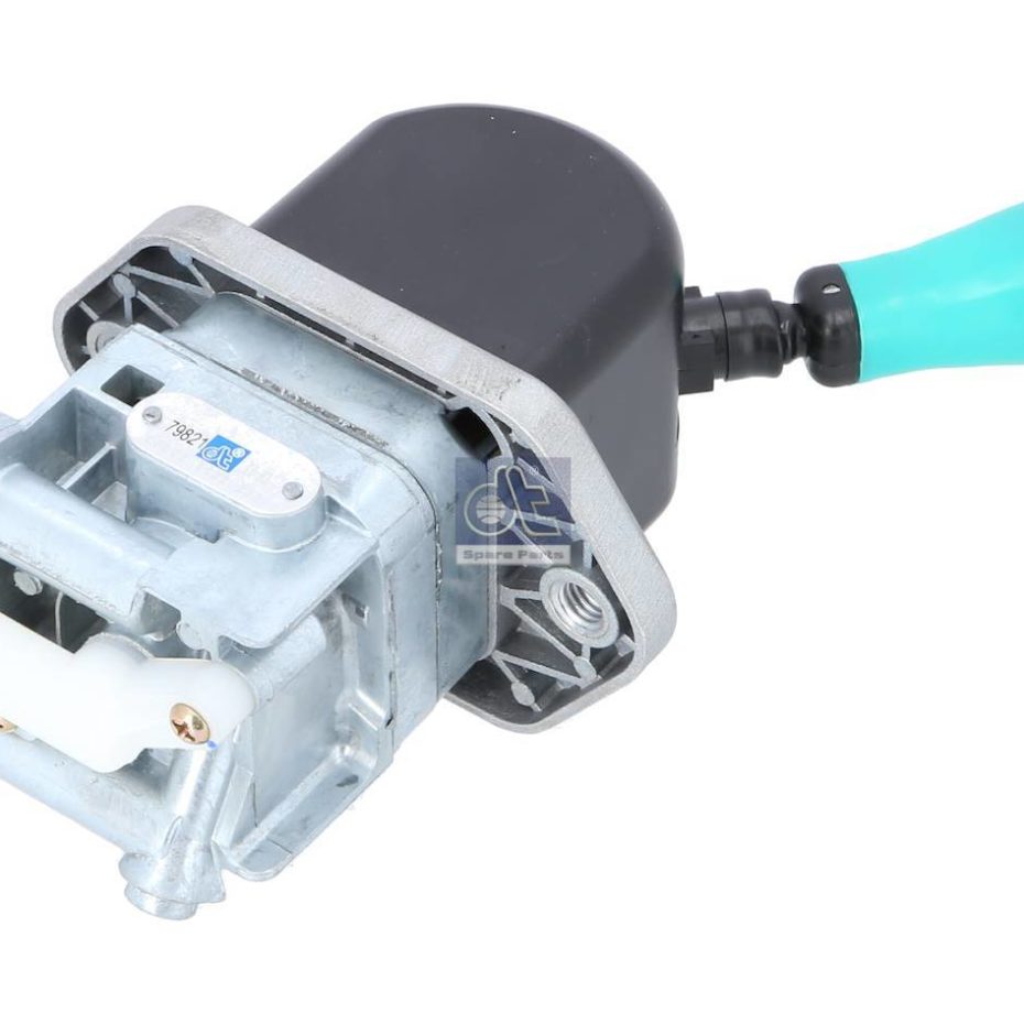 HAND BRAKE VALVE (41211341) - LPM TRUCK PARTS