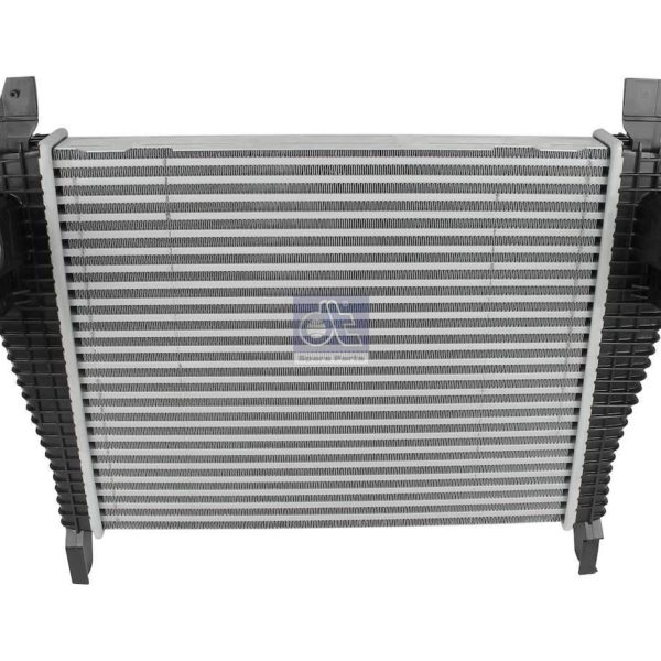 INTERCOOLER (500361633 - 504028467) - LPM TRUCK PARTS